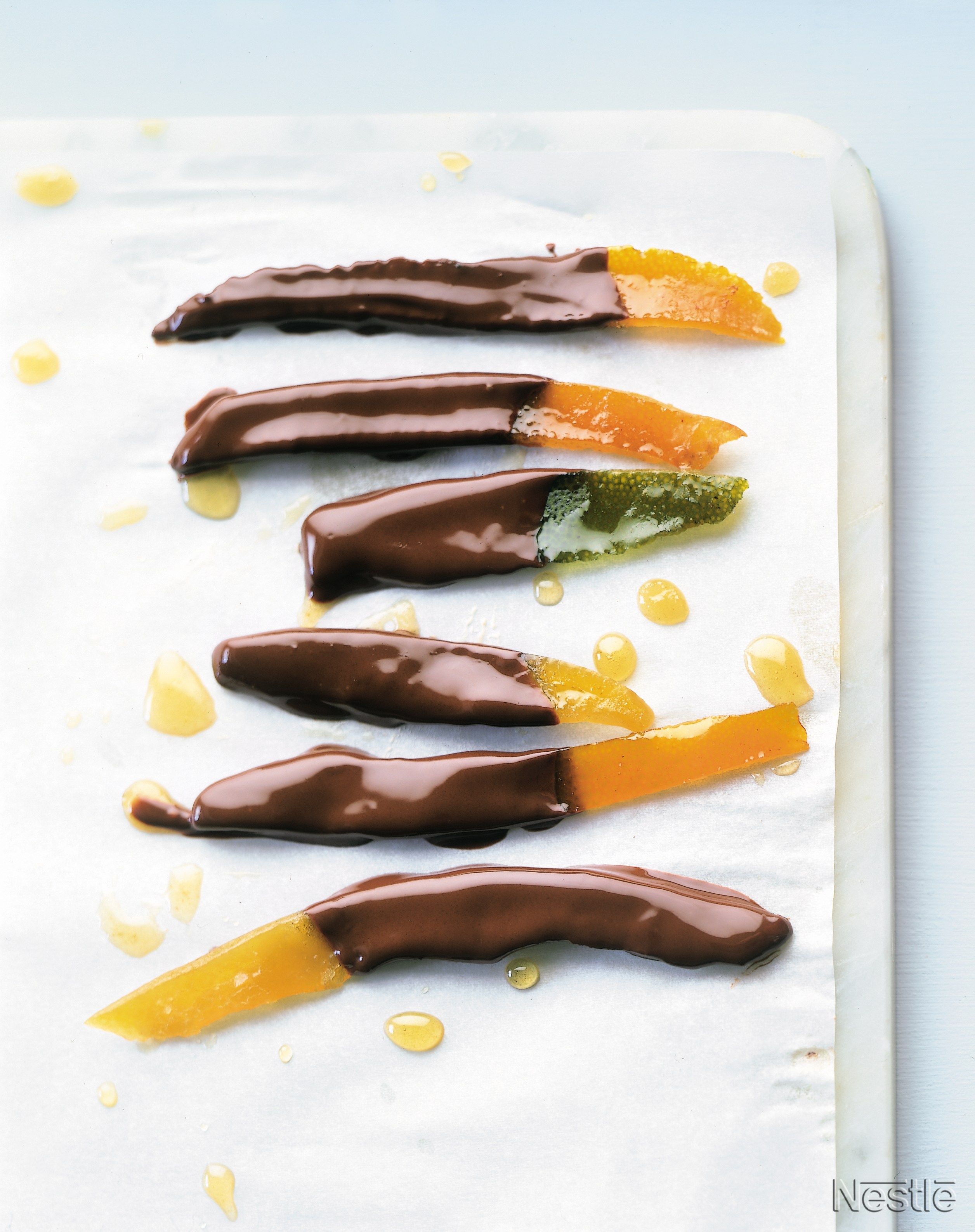 Frutas al chocolate, la combinación ganadora | Nestlé Cocina