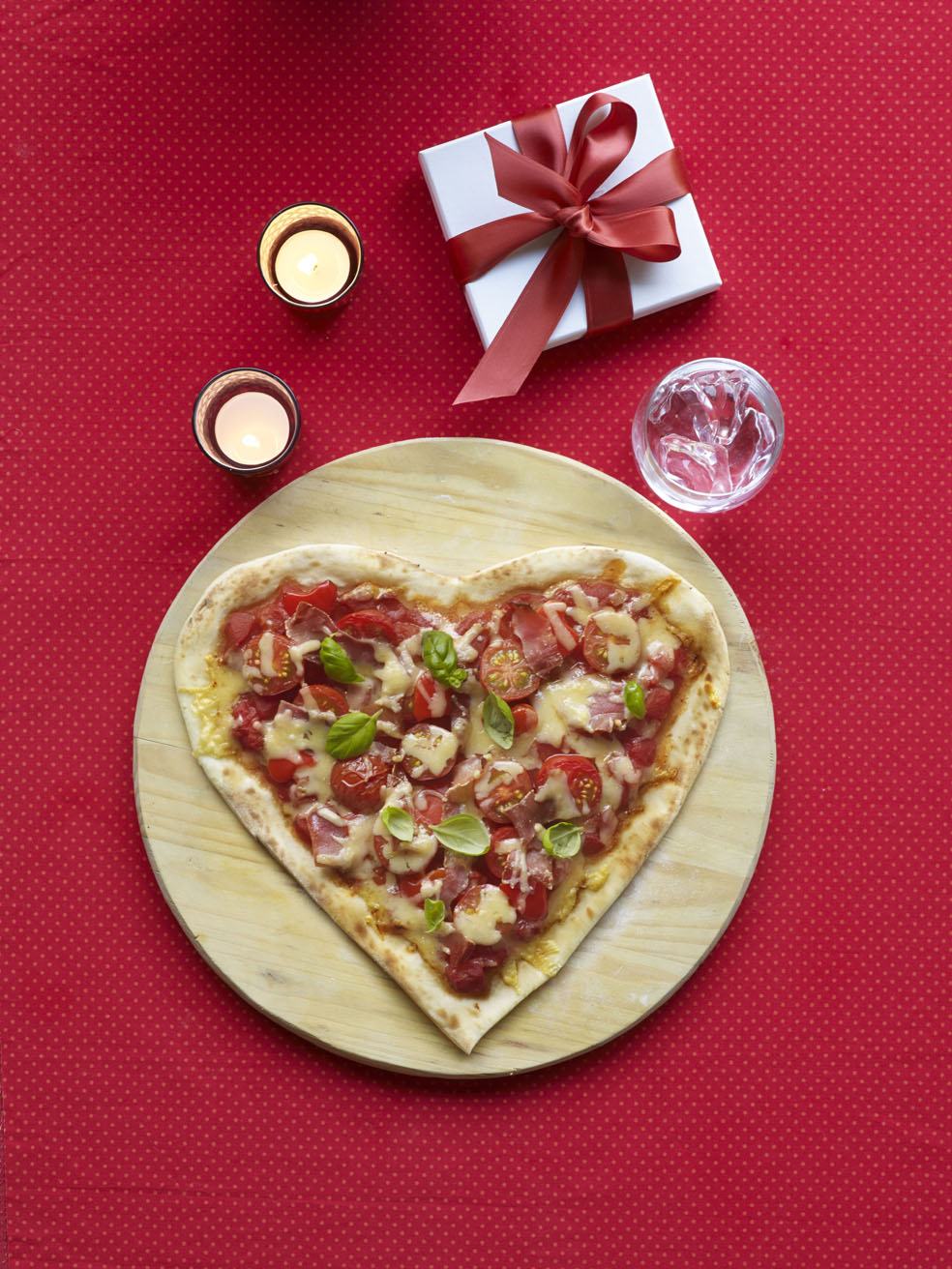 Pizza en forma de corazón | Nestlé Cocina