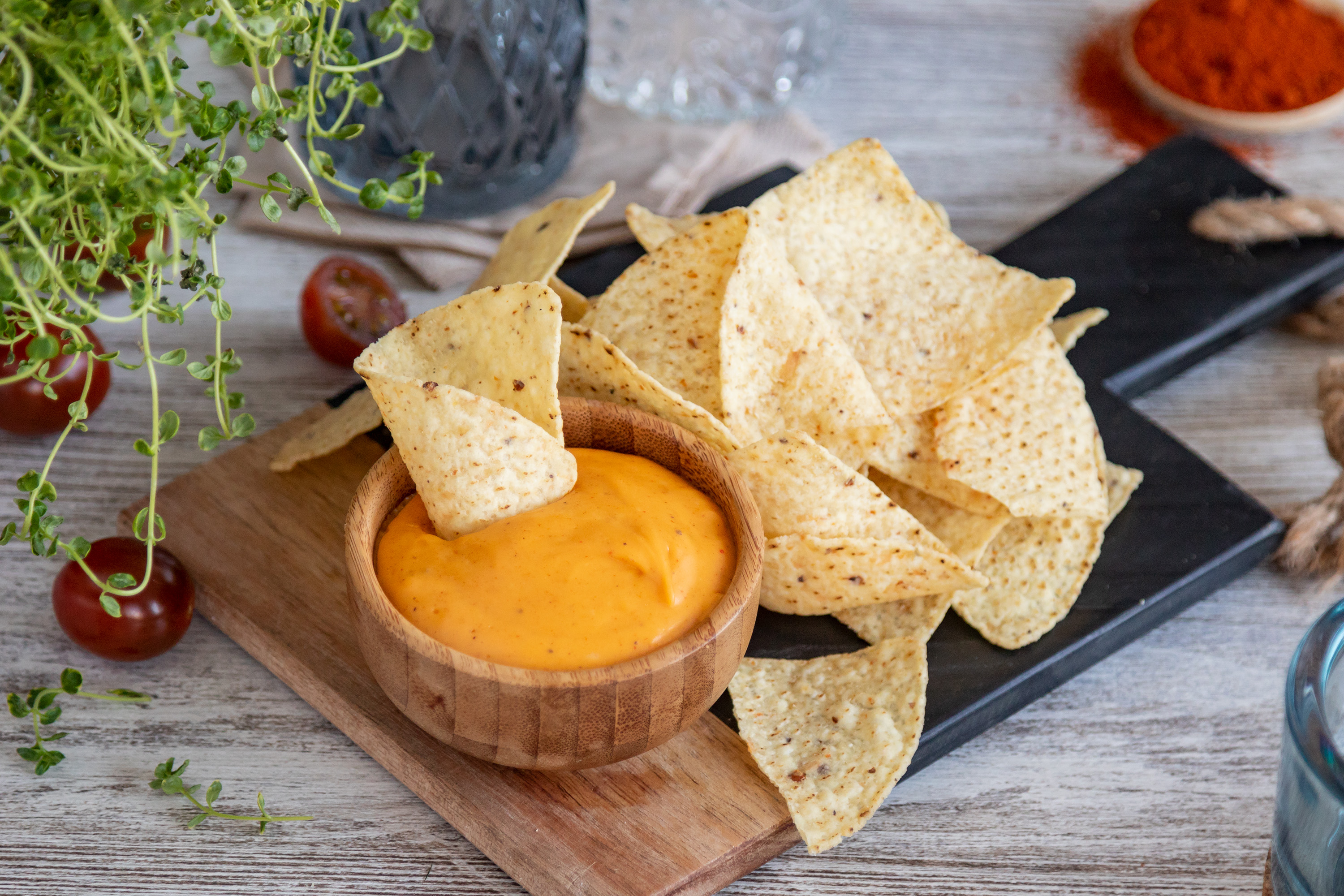 Receta de salsa cheddar cremosa | Nestlé Cocina