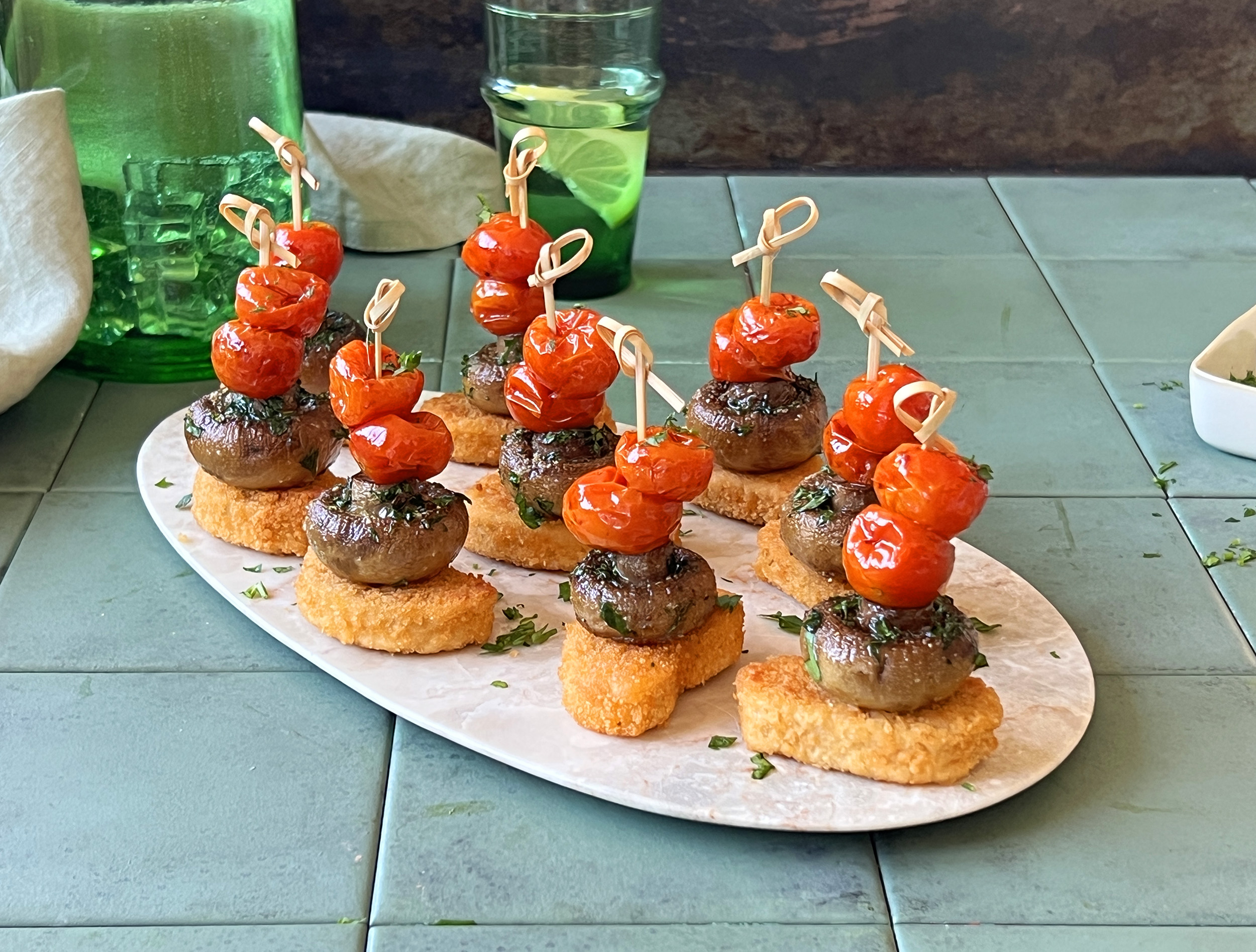 Nuggets con champiñón y tomate cherry asado | Nestlé Cocina