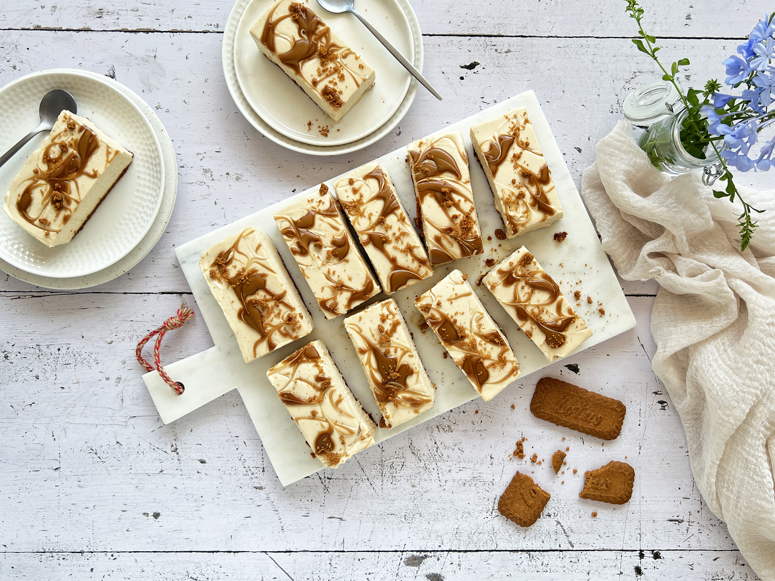 Lotus Biscoff Cheesecake Bars | Nestlé Cocina