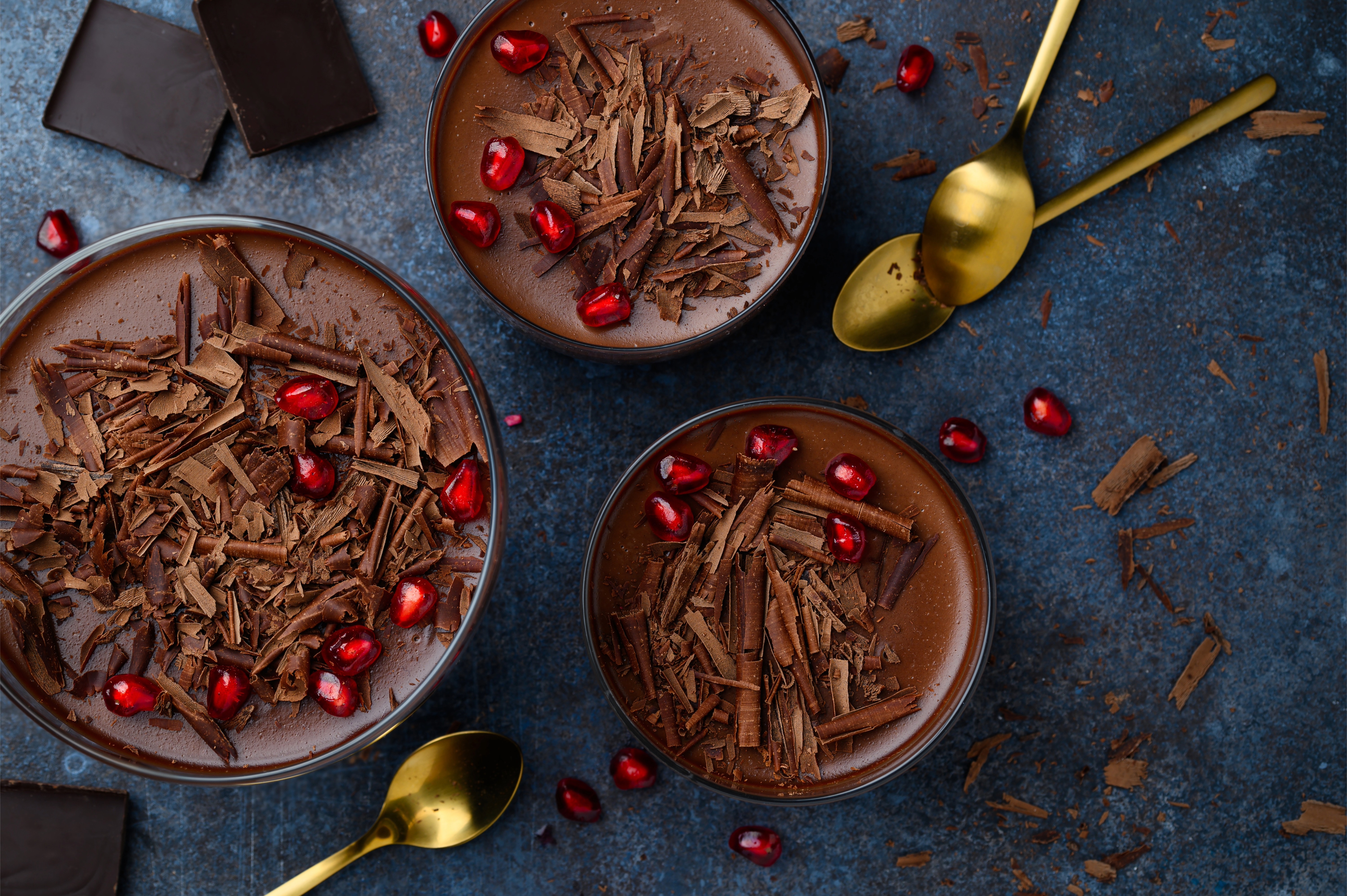 Receita de Surpresa de Natal com Morangos e Chocolate | Receitas Nestlé