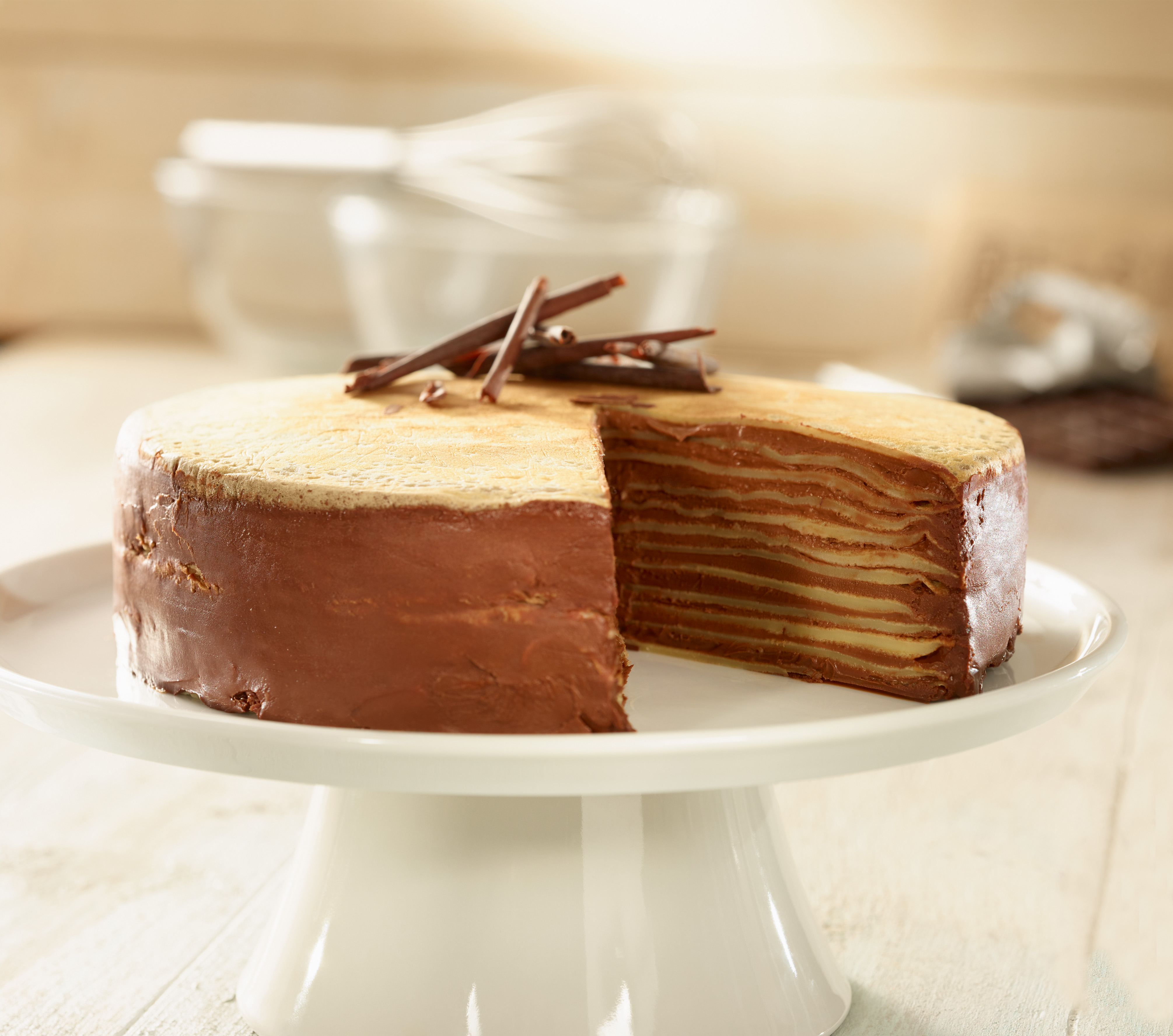 Pastel de creps con chocolate | Nestlé Cocina