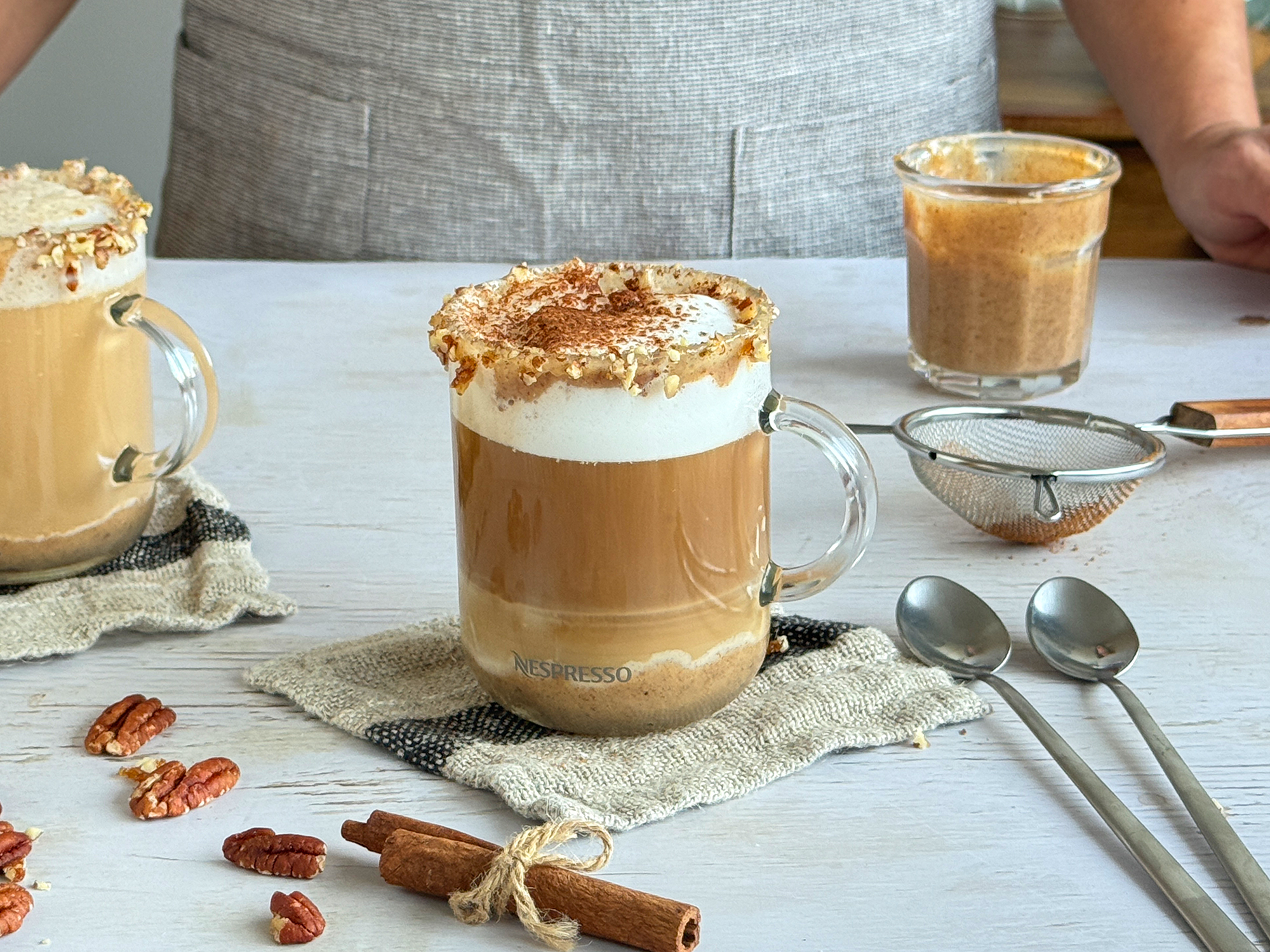 Latte cremoso de pecanas y canela | Nestlé Cocina